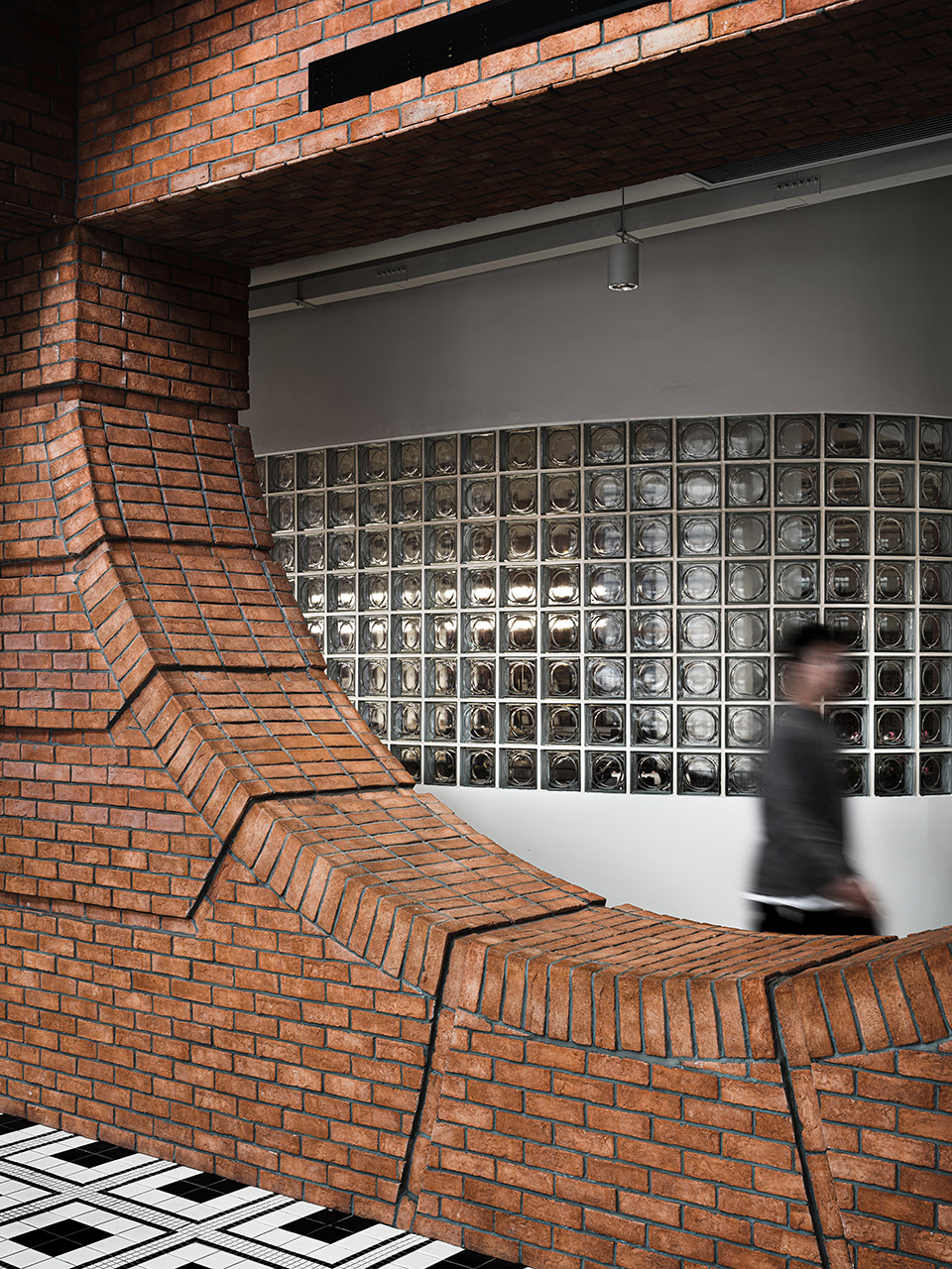 Past is now, Shanghai, China by Tenon design - 谷德设计网