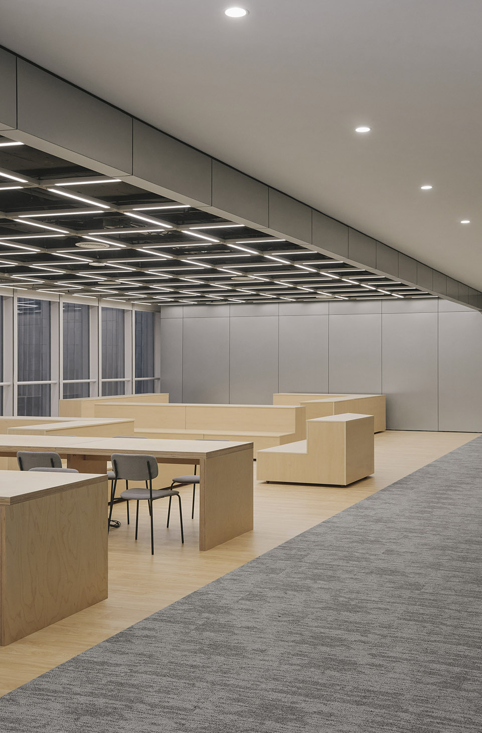 Tezign west bund star center headquarter interior design by XFRAME ...