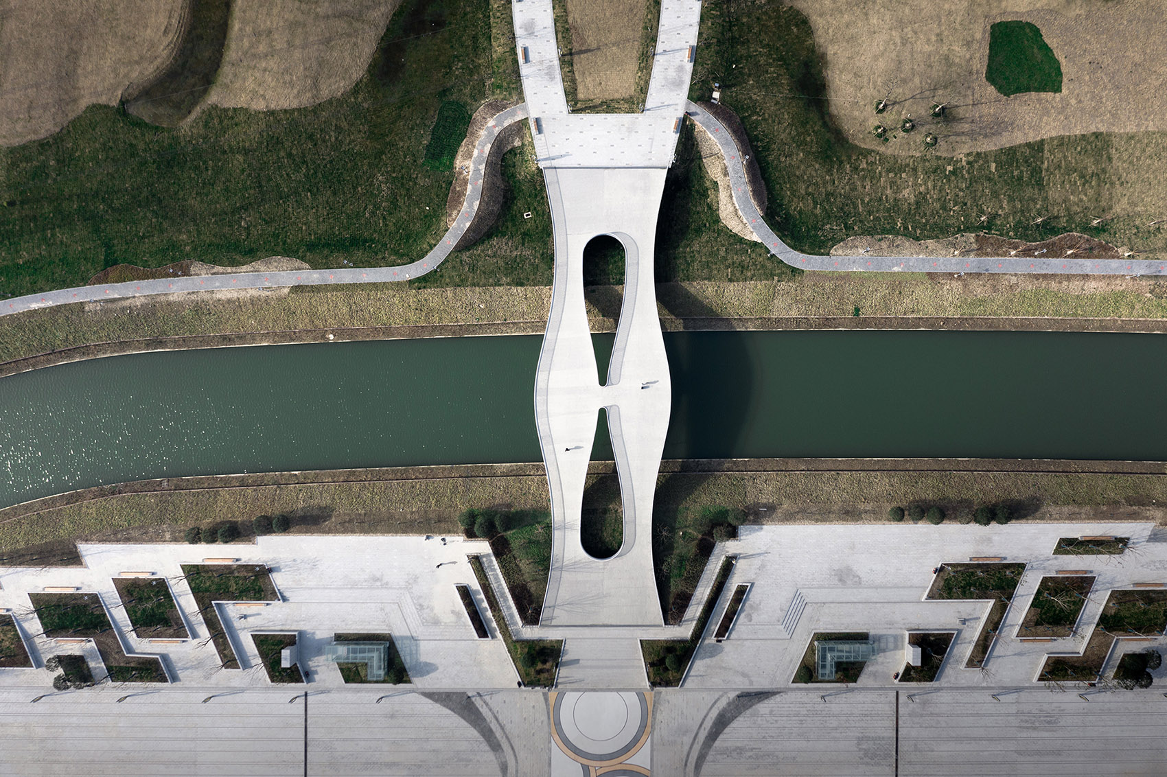 Baoying High Speed Railway Station Pedestrian Bridge(Lotus Leaf Bridge ...