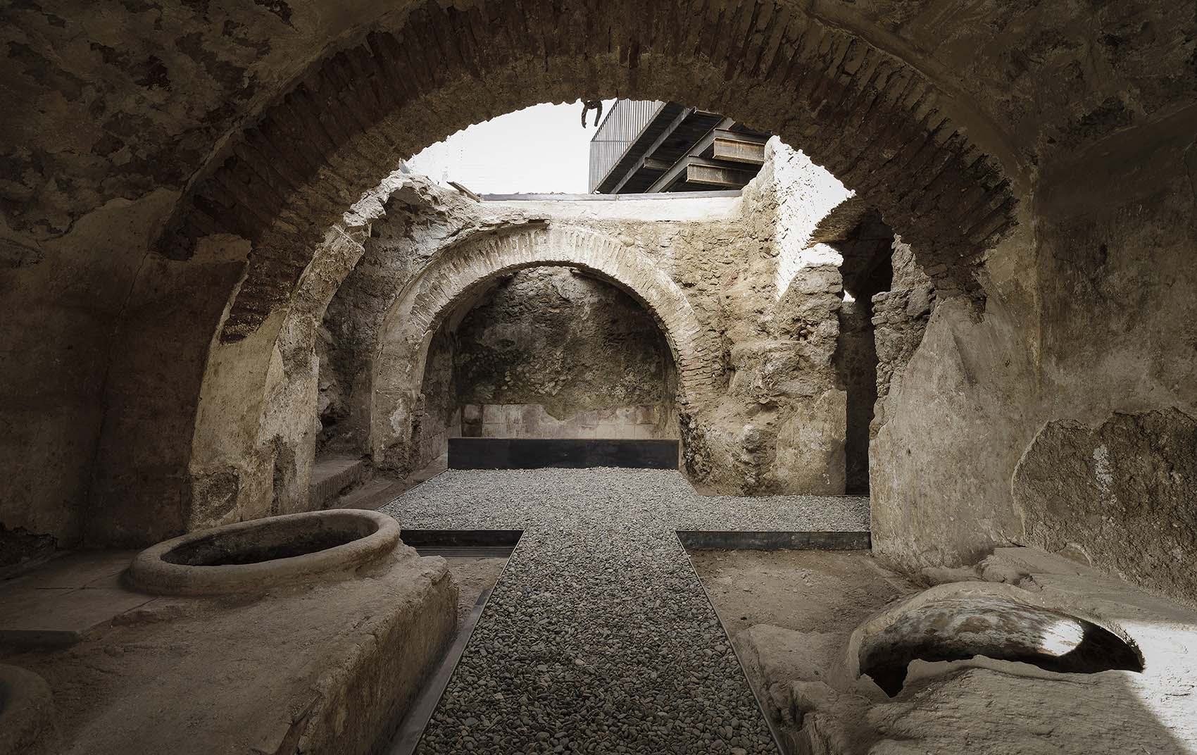 Space “Aljibes Viewpoint” by WaterScales arquitectos - 谷德设计网