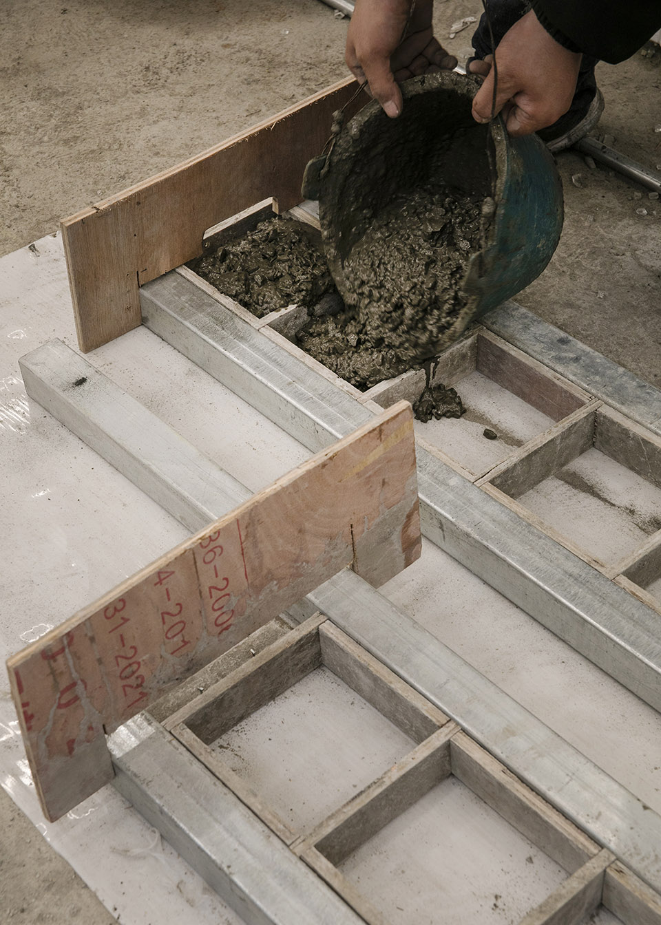 FREITAG STORE SHANGHAI by FREITAG and Kooo Architects - 谷德设计网