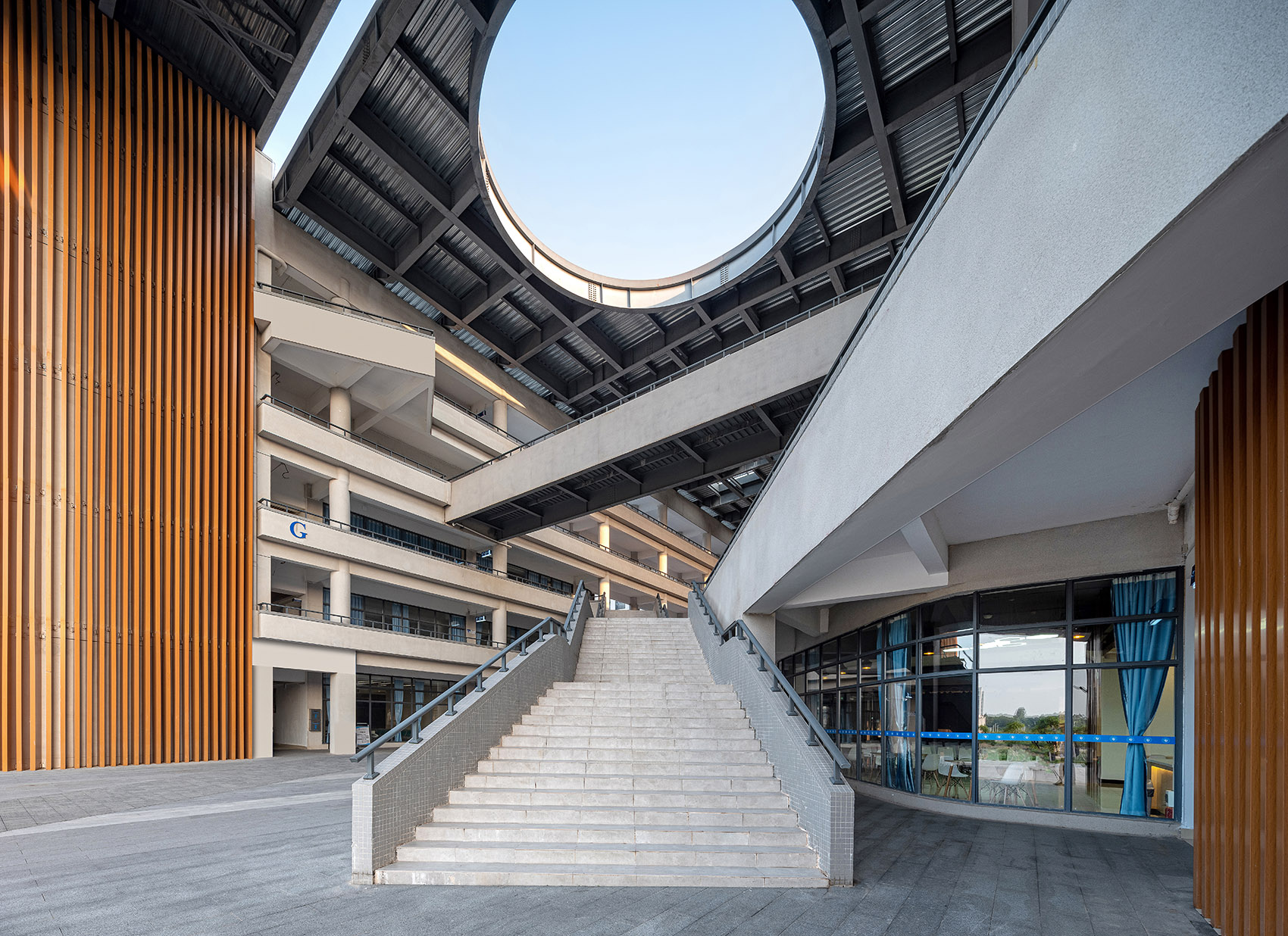 Public Teaching and learning building of Guangdong University of ...