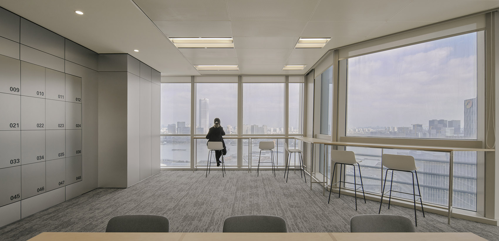 Tezign west bund star center headquarter interior design by XFRAME ...