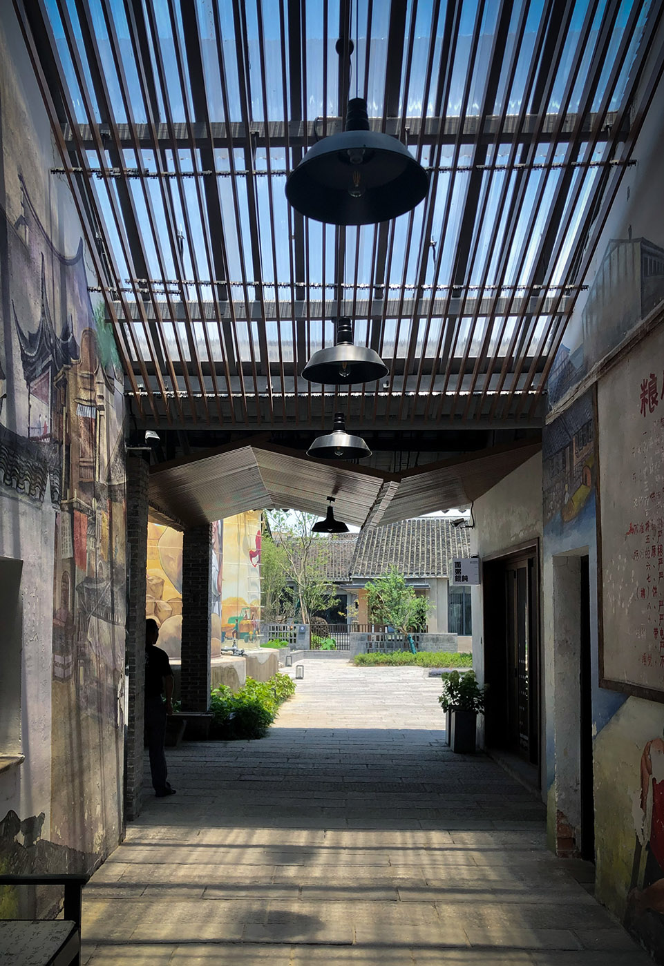 Yuanjian Group’s Pingwang ‘Grand Canal Bazaar’ by Studio Ininches - 谷德设计网