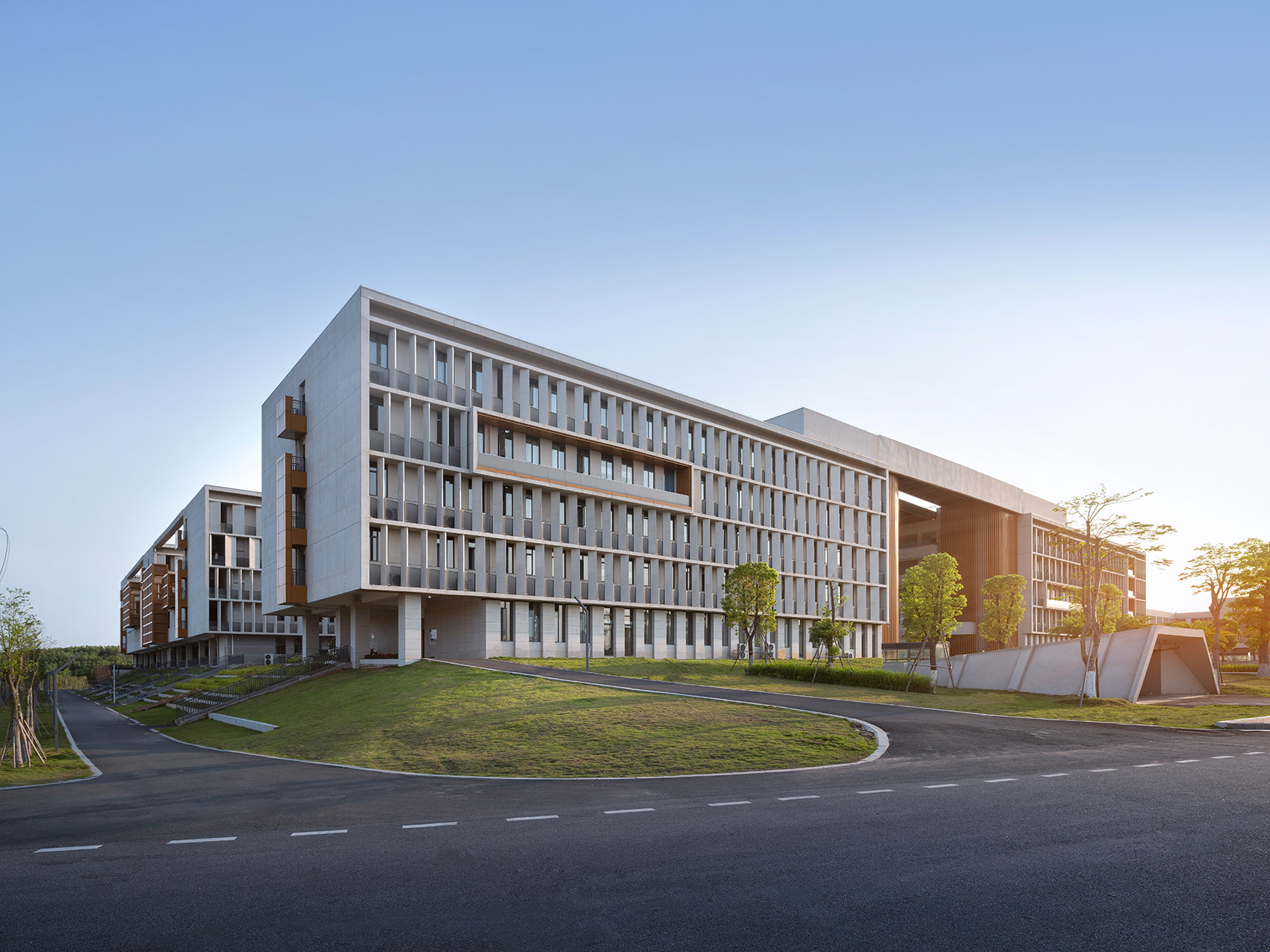 Public Teaching and learning building of Guangdong University of ...