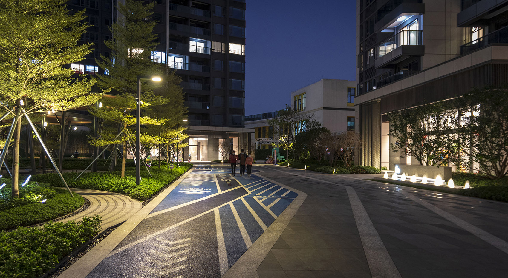 Shenzhen Yanlord Four Seasons New Gardens, China by CICADA + PUYU ...