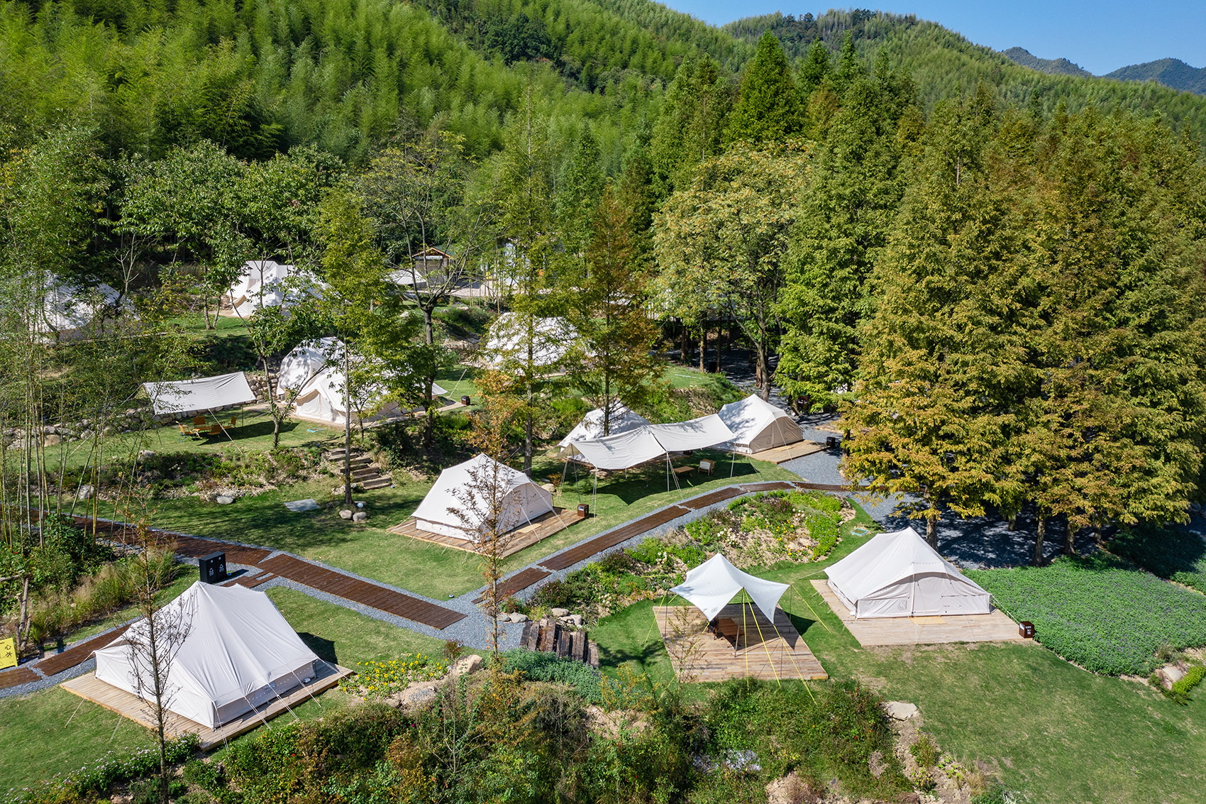 Xiaohangkeng Camp, Anji by L&A Design - 谷德设计网