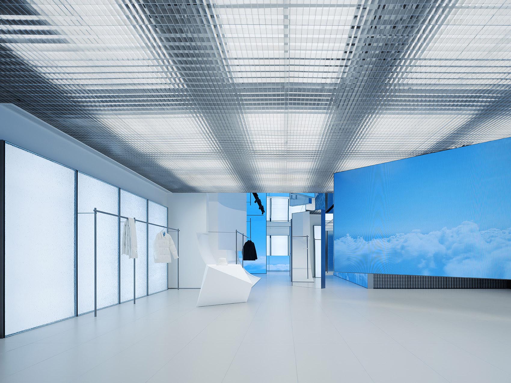 SKYPEOPLE THE PLAZA, Shanghai, China by Fununit Design - 谷德设计网