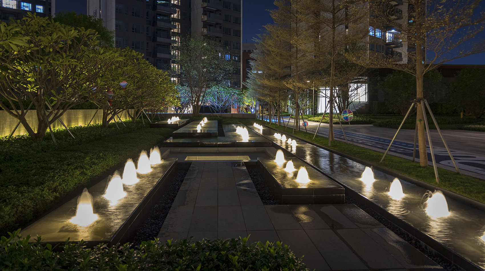 Shenzhen Yanlord Four Seasons New Gardens, China by CICADA + PUYU ...