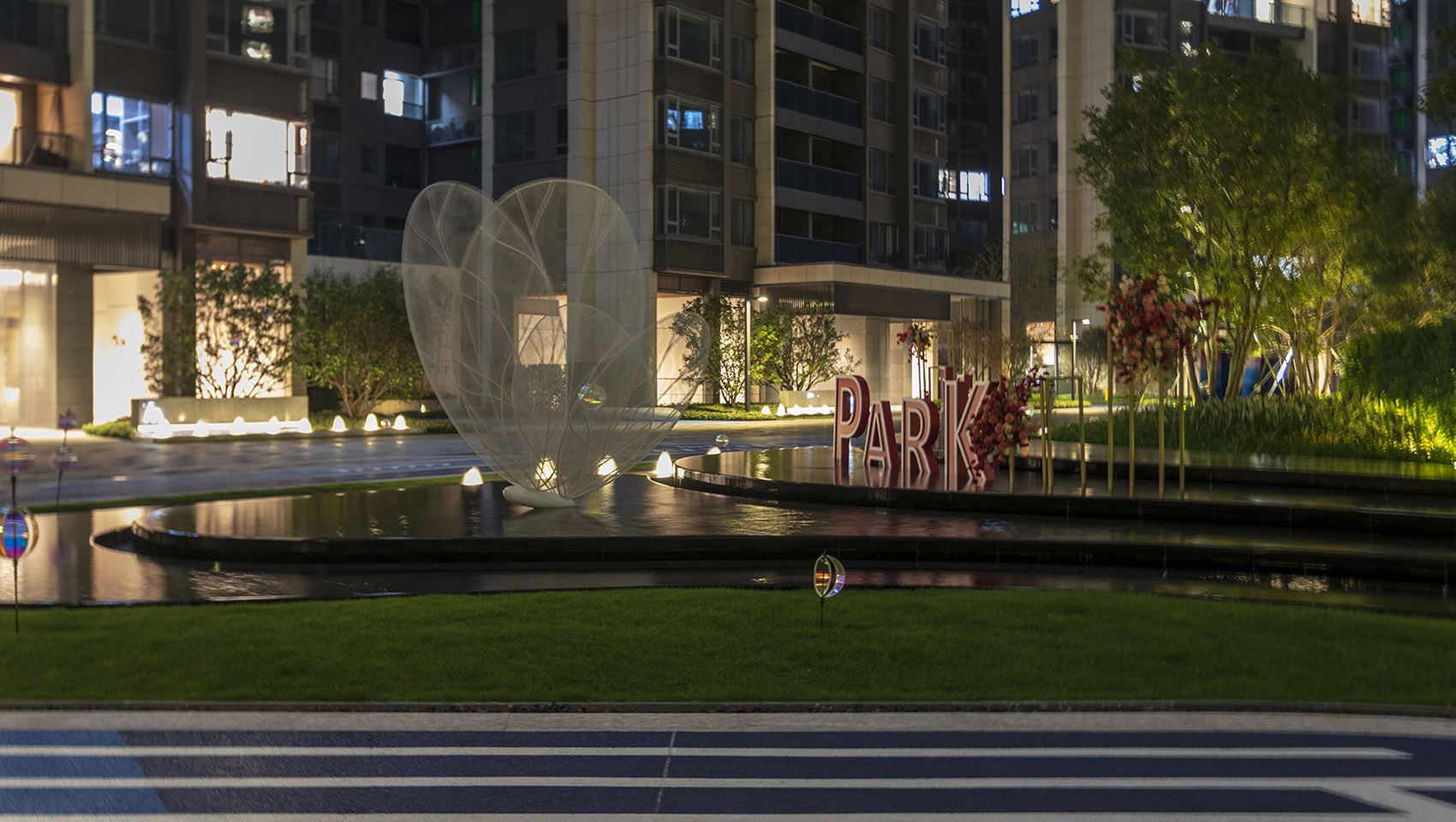 Shenzhen Yanlord Four Seasons New Gardens, China by CICADA + PUYU ...