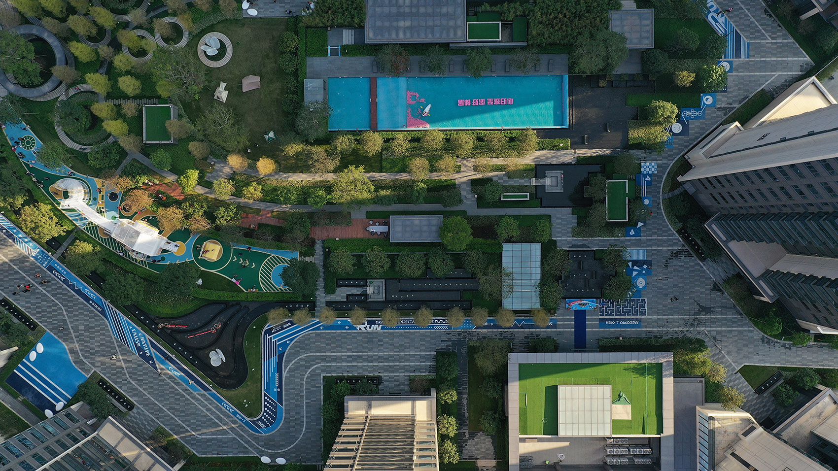 Shenzhen Yanlord Four Seasons New Gardens, China by CICADA + PUYU ...