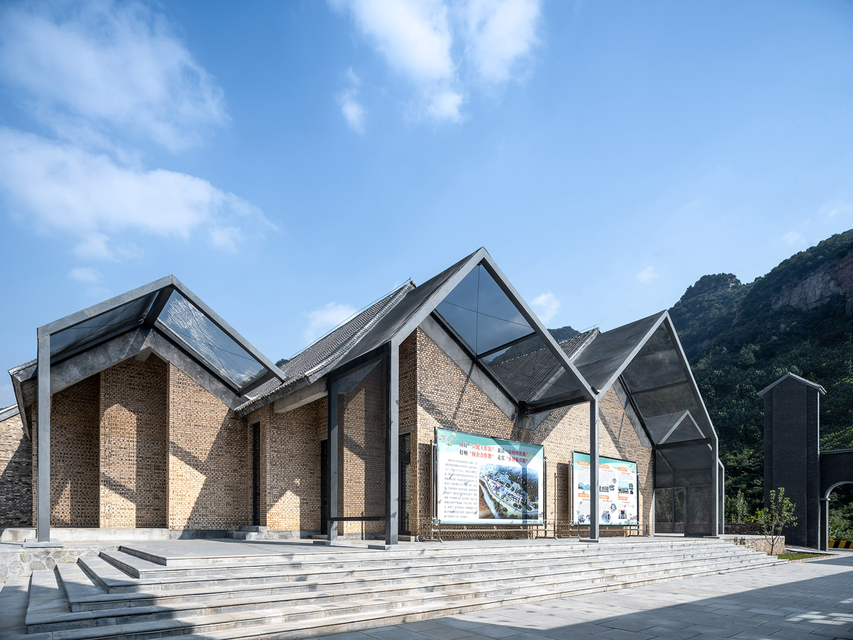 Li Geda Village Acupuncture Type Renovation by Common City Architecture ...