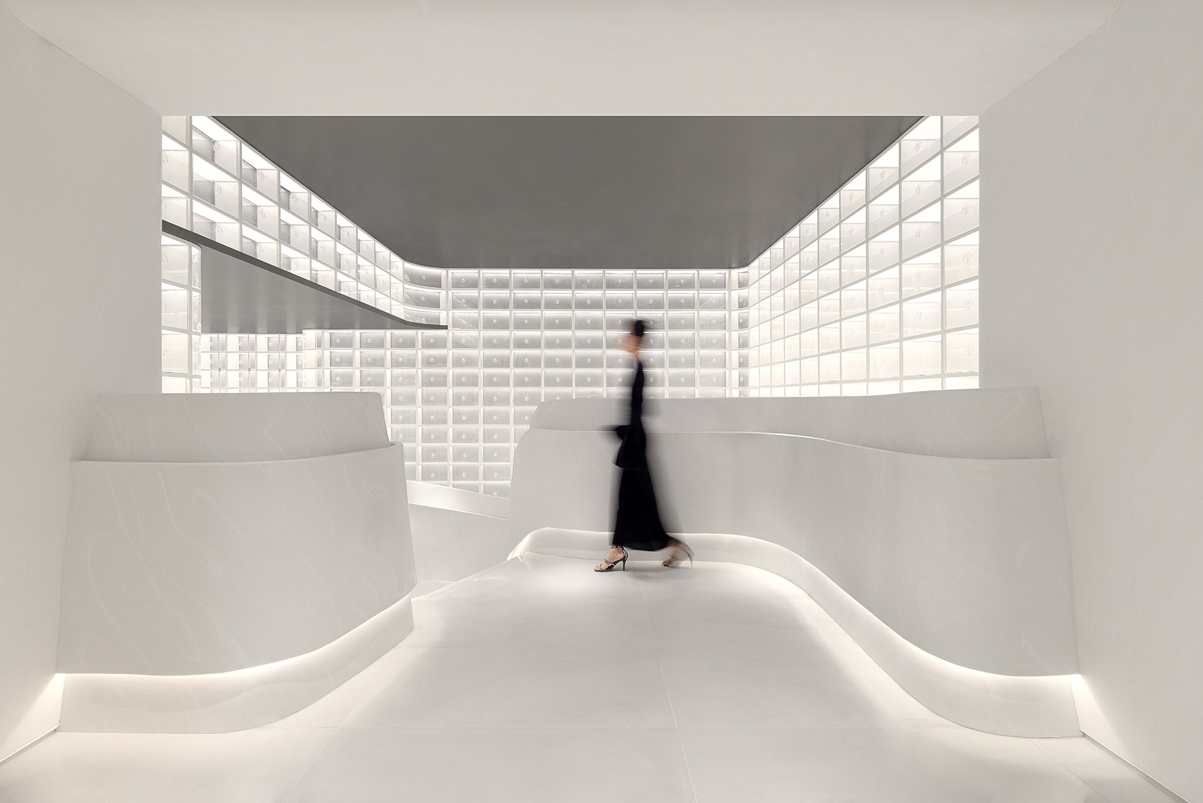 Hidden Garden – Florasis’s first global flagship store by Leaping ...