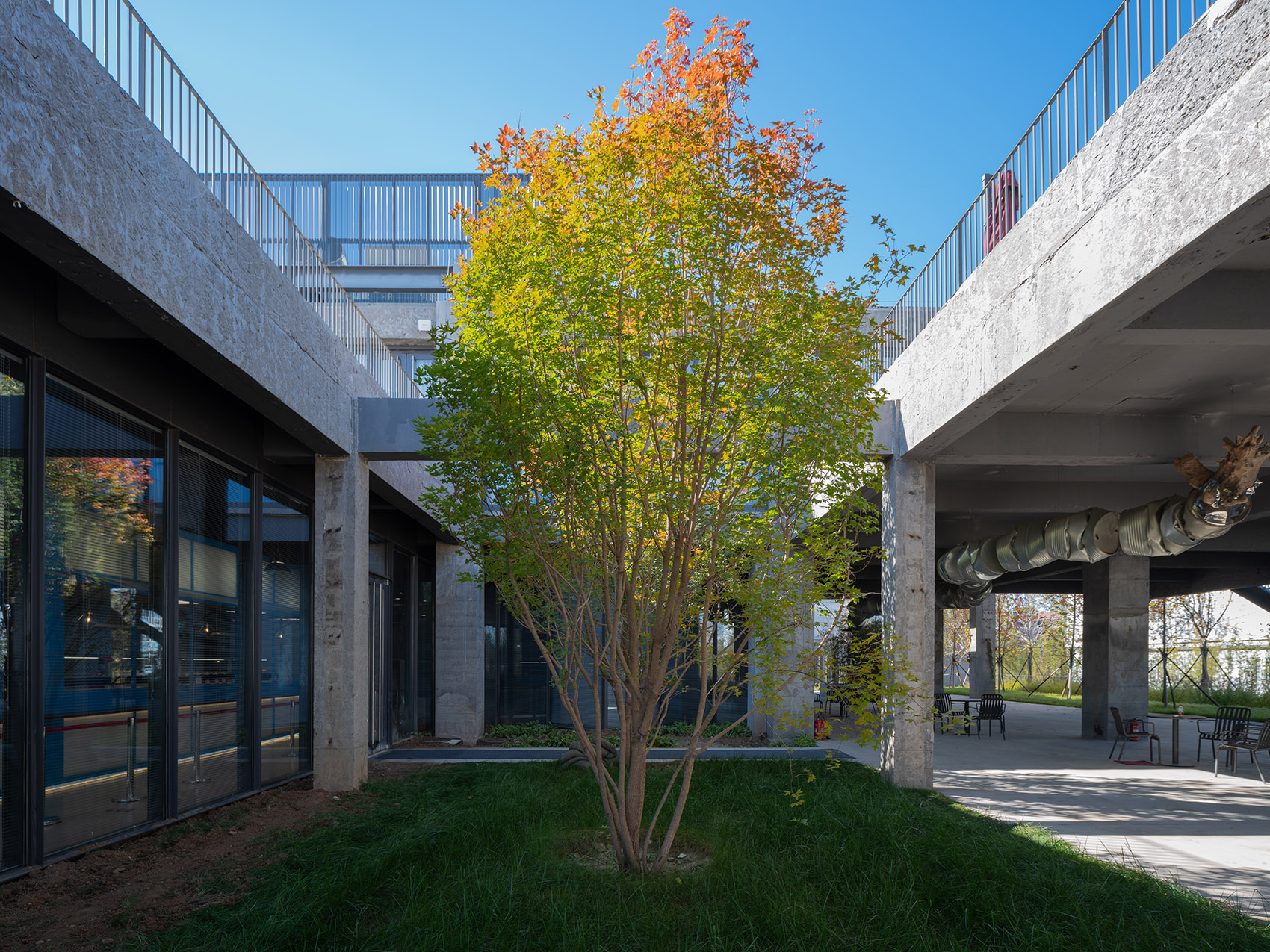 Beijing Future Design Park – The Office Building & The Canteen Renovation by BIAD Hu Yue Studio ...