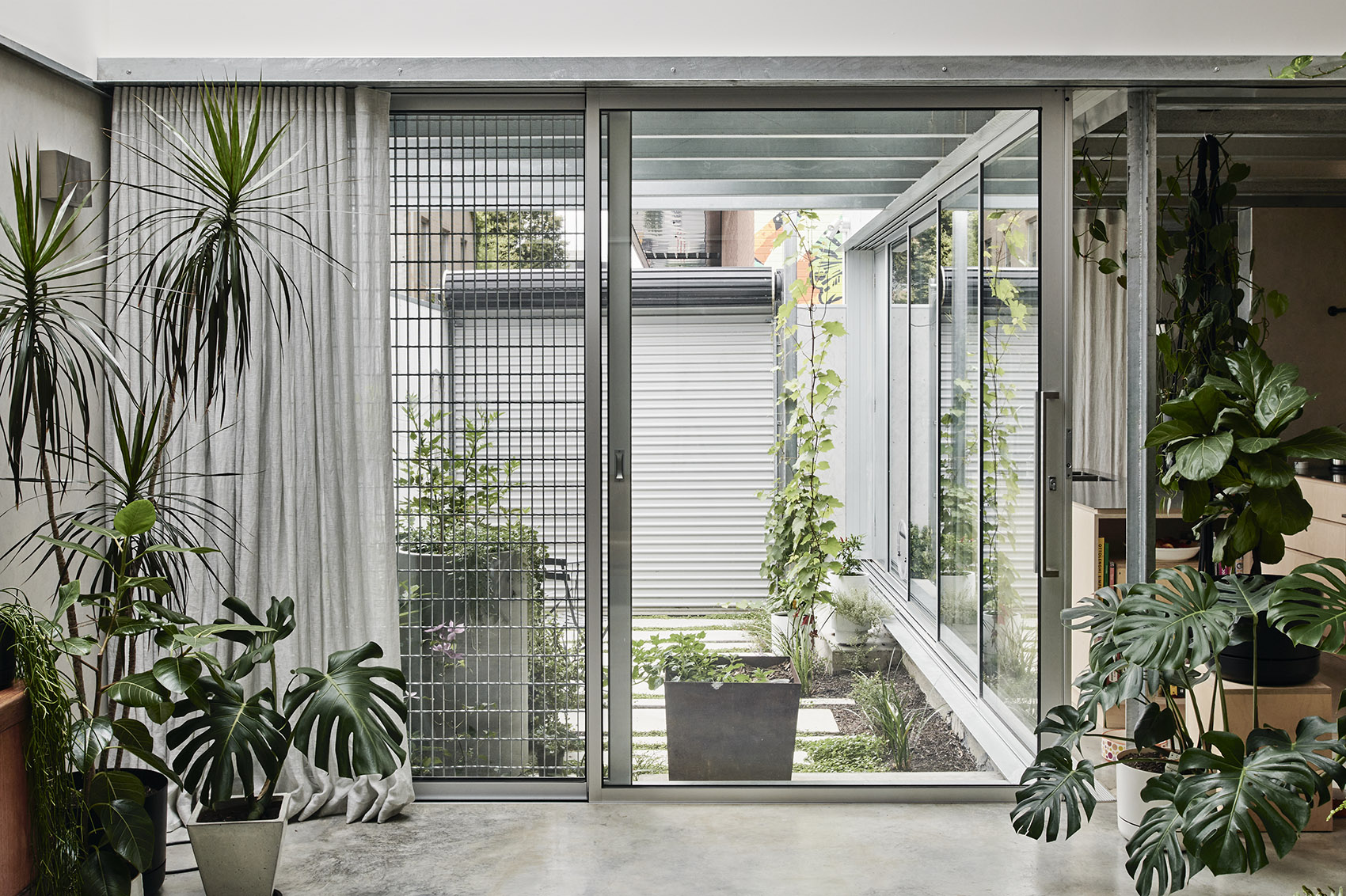 That Old Chestnut House by FIGR Architecture and Design - 谷德设计网