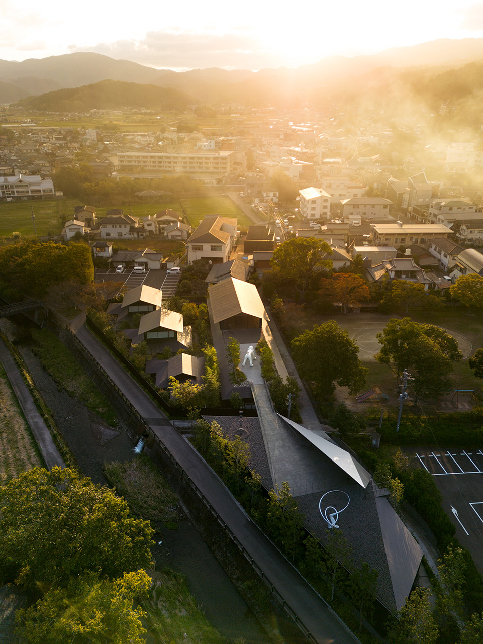 Comico Art Museum Yufuin Annex by Kengo Kuma and Associates - 谷德设计网