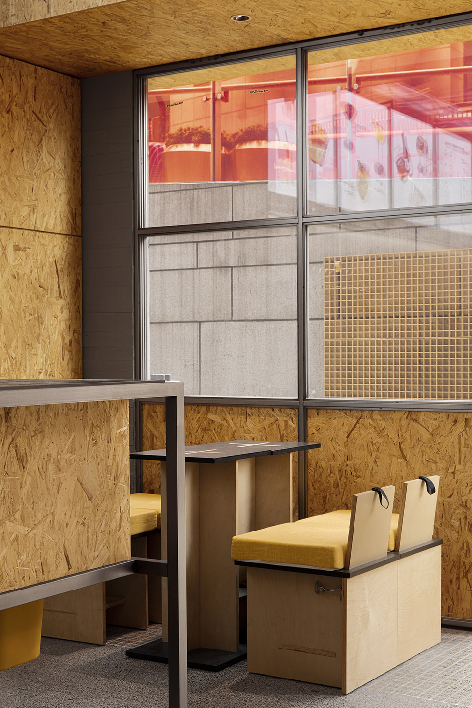 Monster Coffee by FAXI SPACE DESIGN - 谷德设计网