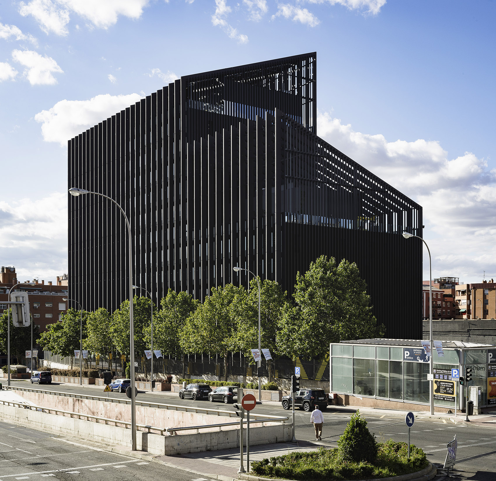 Metro de Madrid Headquarters and Transport Complex by Nexo + Gutiérrez ...
