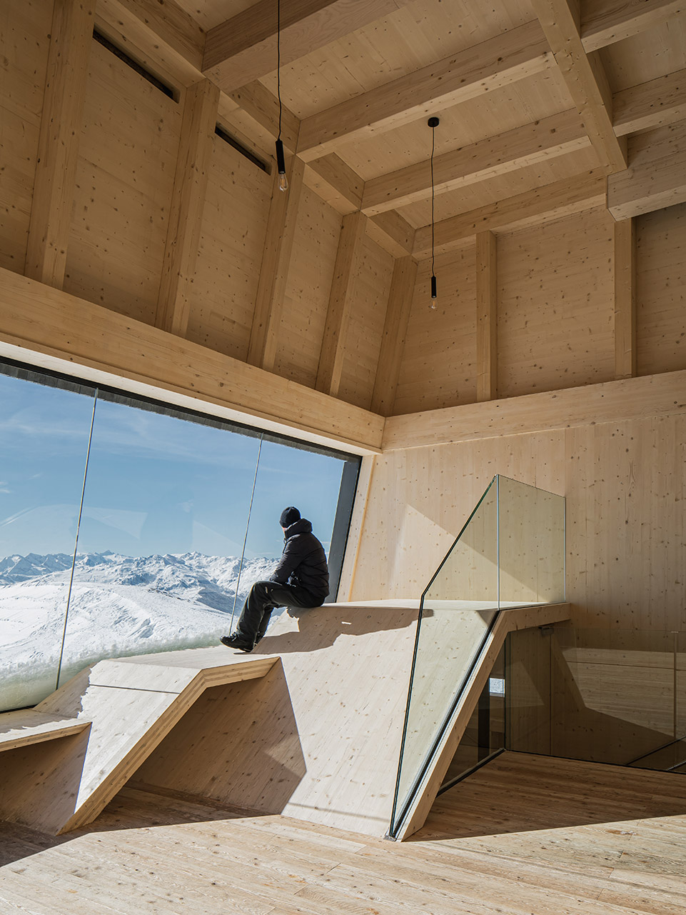 Snøhetta designs an alpine landmark in the Tyrolean Alps - 谷德设计网