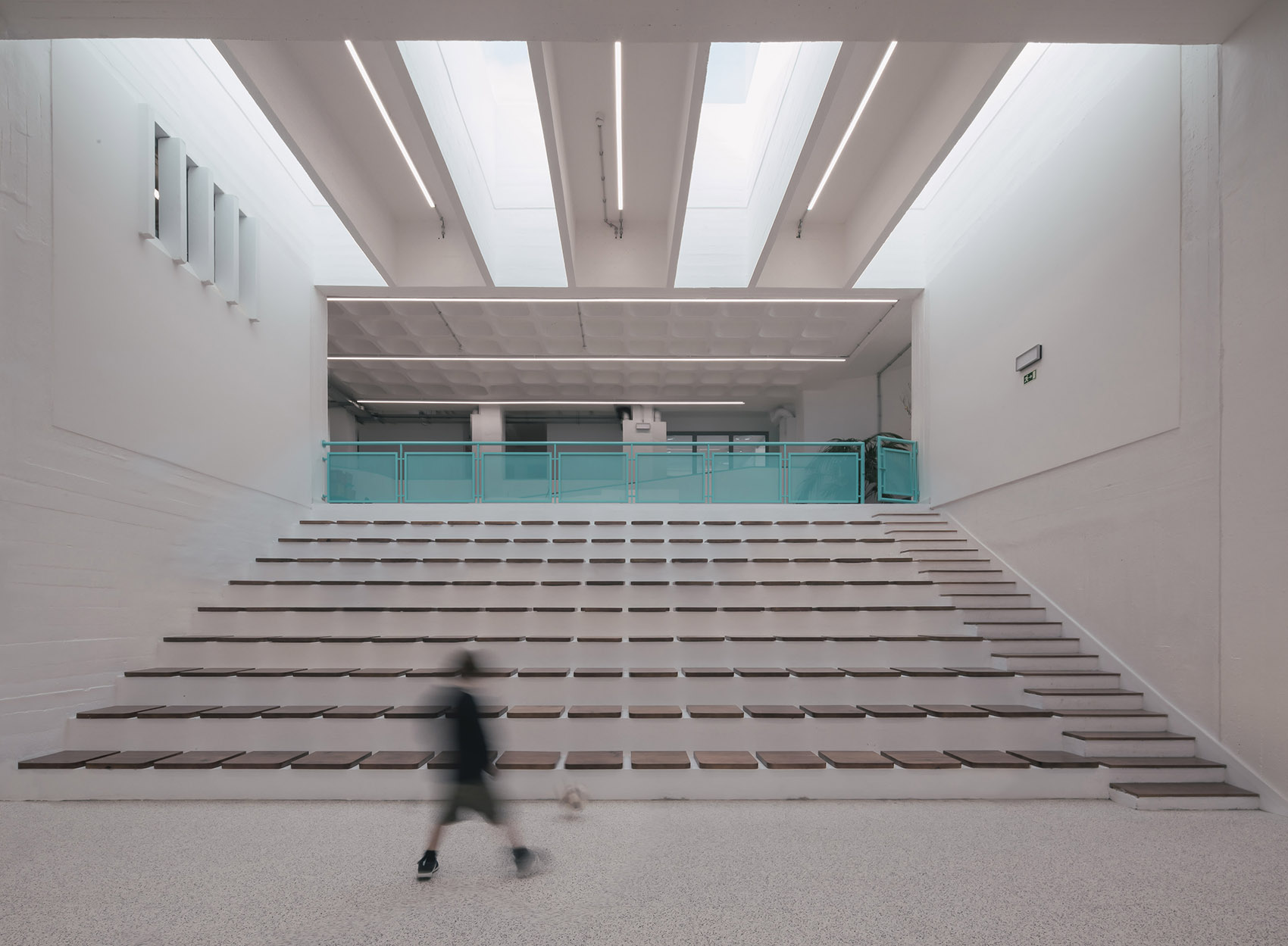 EB 36 School by José Adrião Arquitetos - 谷德设计网