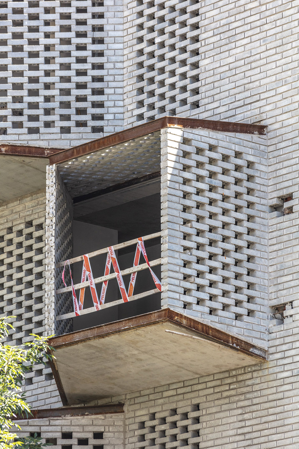 M 5606 by Arqtipo + Arq Juan Pablo Negro - 谷德设计网 M 5606 by Arqtipo + Arq Juan Pablo Negro - 谷德设计网