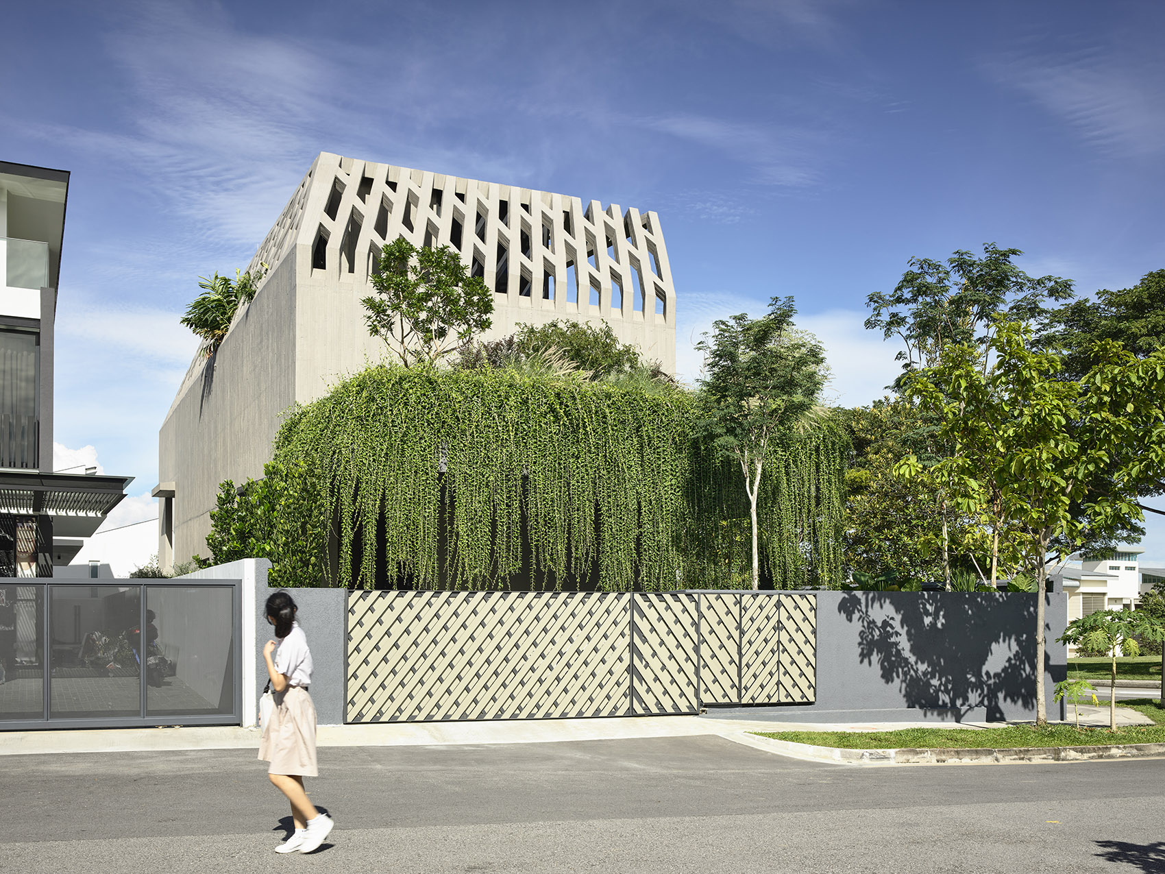 Concrete Yin Yang by HYLA Architects - 谷德设计网