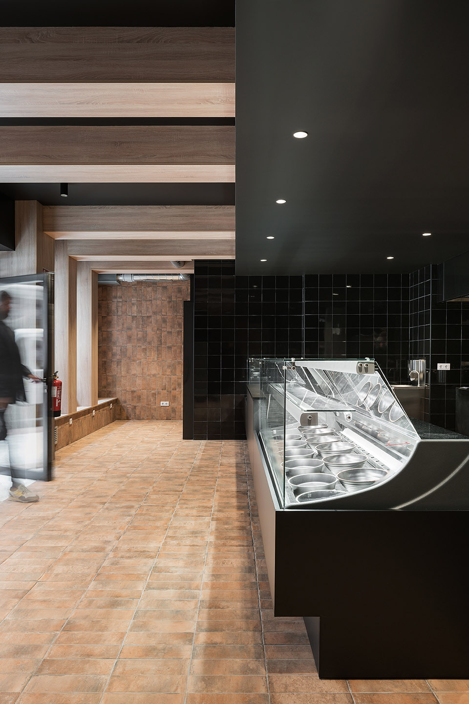 ”Homemade food to take away” by Nan Arquitectos - 谷德设计网
