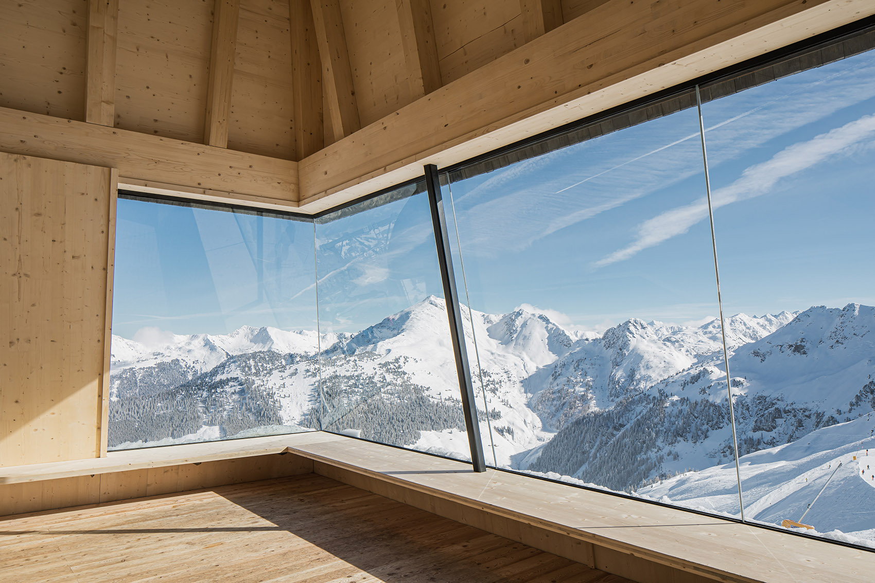 Snøhetta designs an alpine landmark in the Tyrolean Alps - 谷德设计网