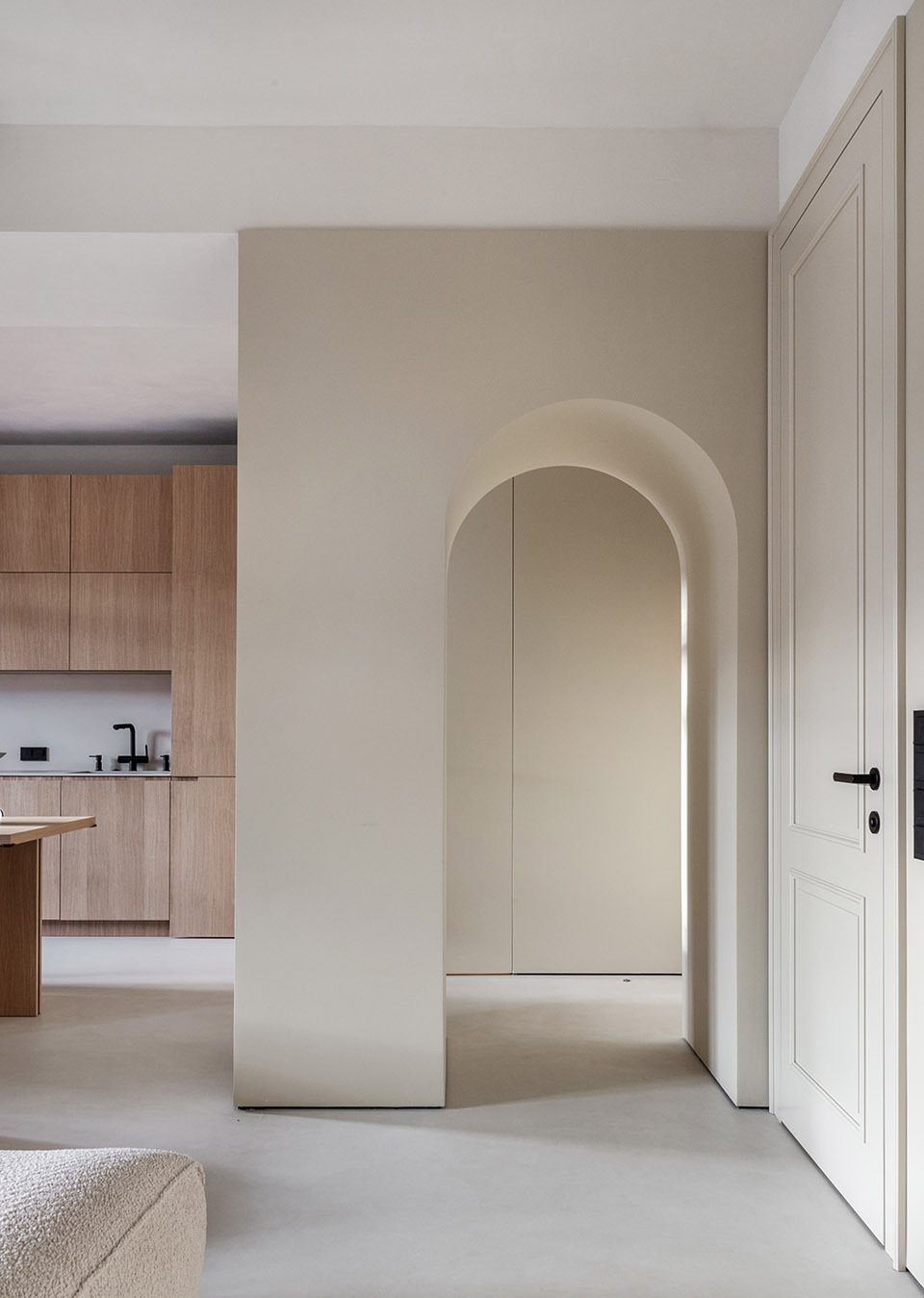 BEIGE APARTMENT by ZROBIM architects - 谷德设计网