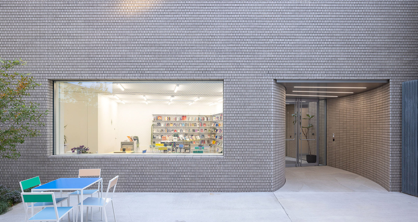 Amant Art Campus by SO-IL - 谷德设计网