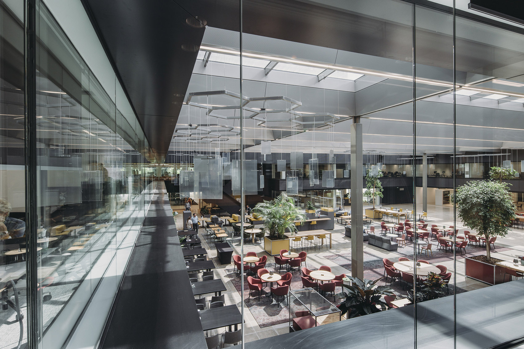 Refurbishment of a former bank headquarters in the Netherlands by ...