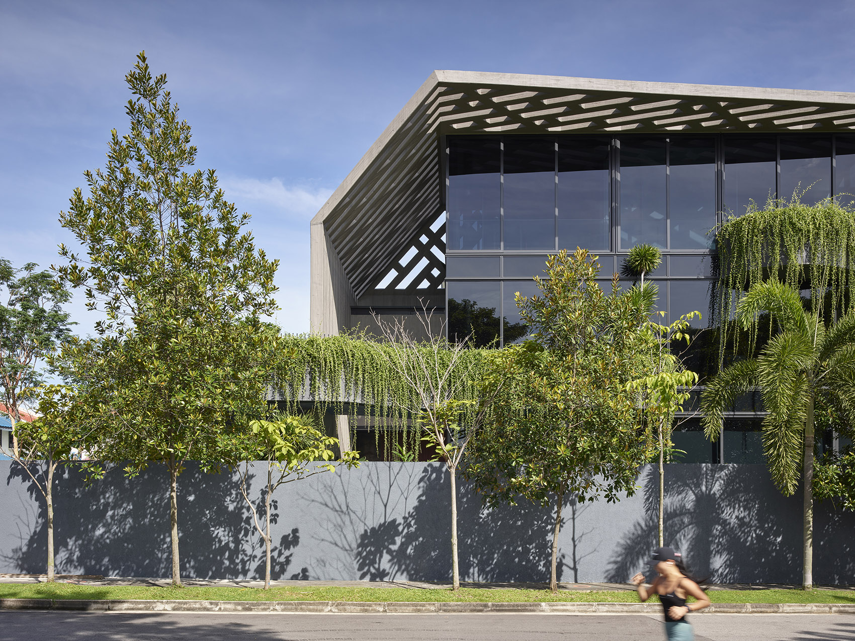 Concrete Yin Yang by HYLA Architects - 谷德设计网