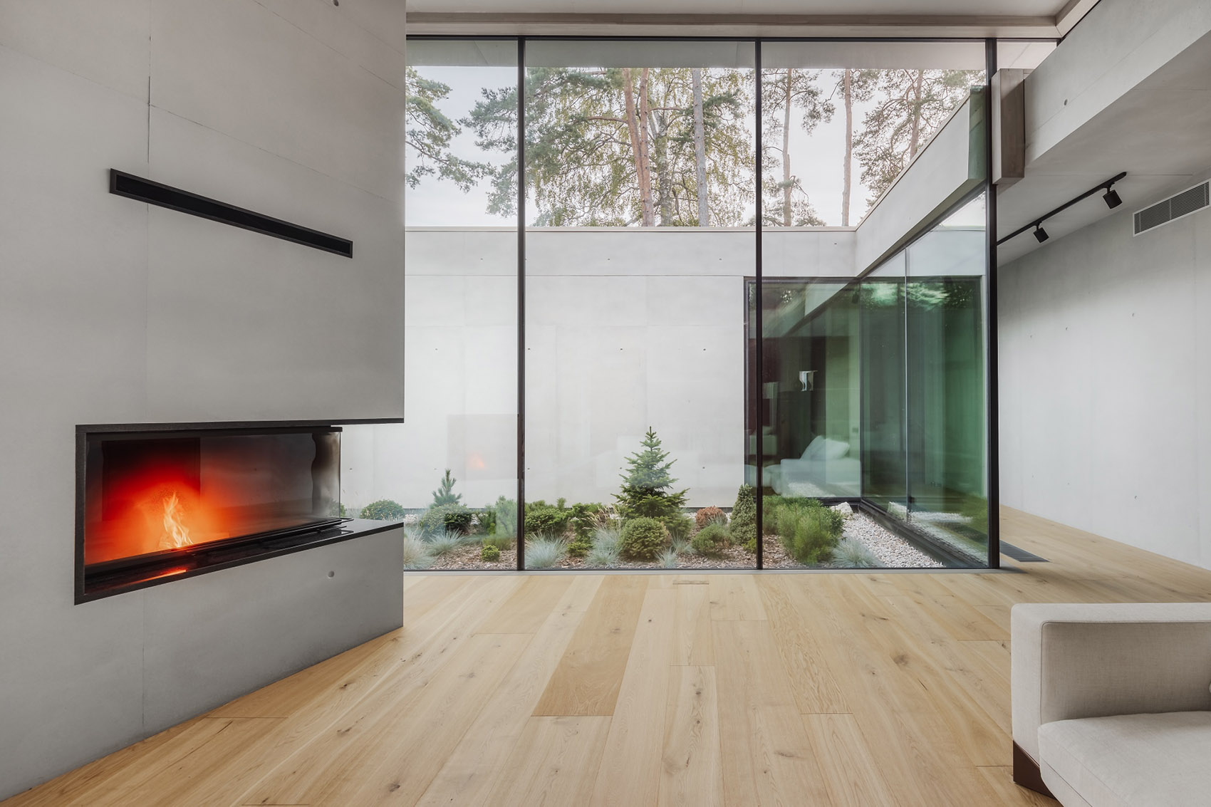 The house in Jurmala by CHADO Architectural Studio - 谷德设计网