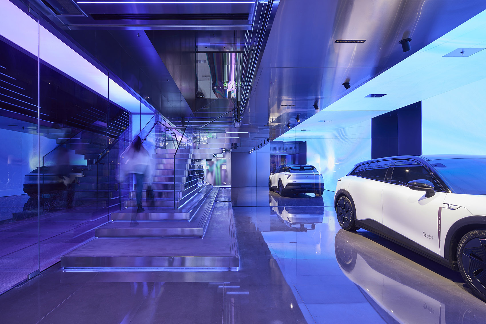 Jidu’s new experience center ROBOVERSE, Beijing by Gensler - 谷德设计网