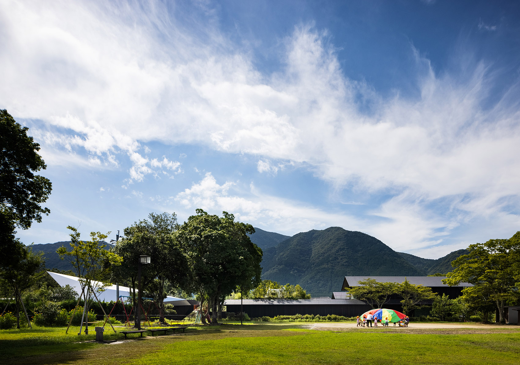 Comico Art Museum Yufuin Annex by Kengo Kuma and Associates - 谷德设计网