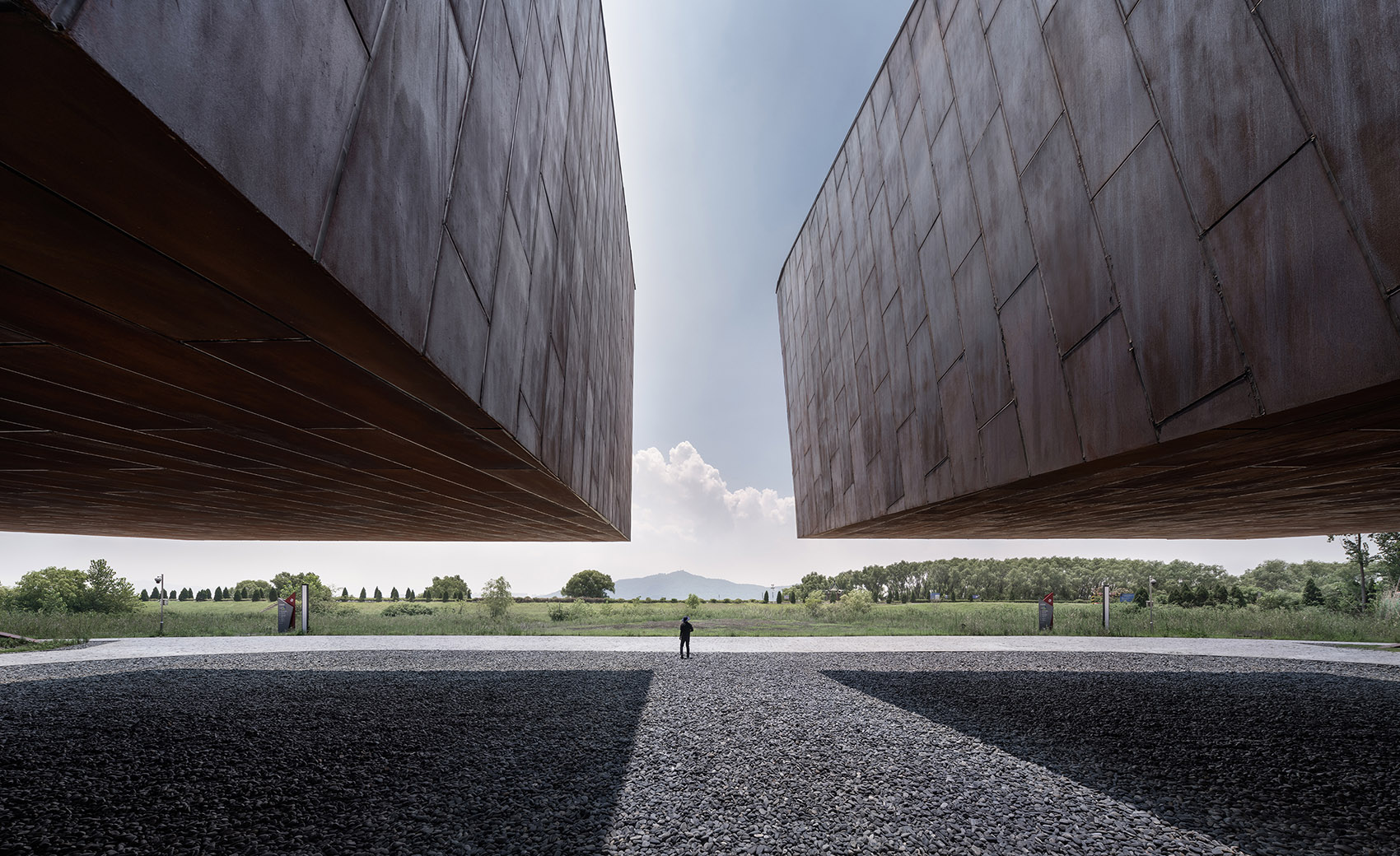 Yangtze River Crossing Campaign Memorial Park by Atelier Zhou Ling - 谷德设计网