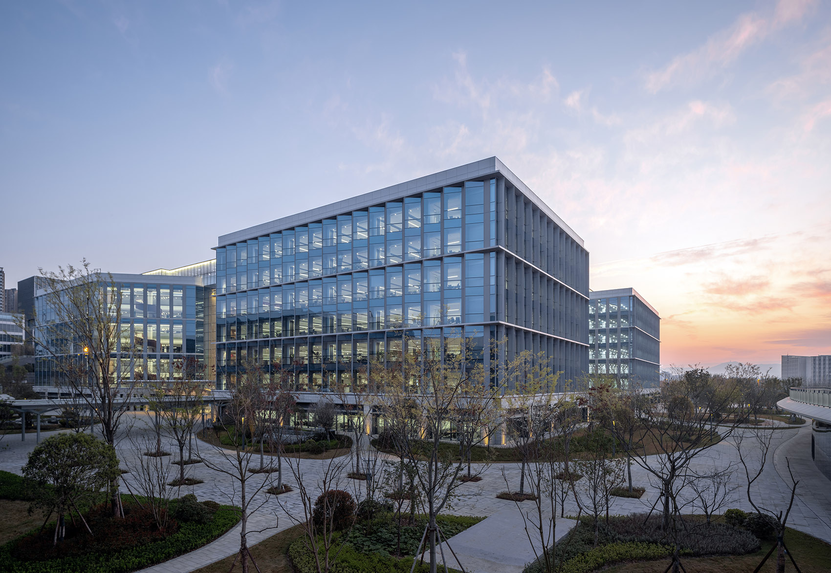 The Hikvision Chengdu Technology Park, China by ECADI - 谷德设计网