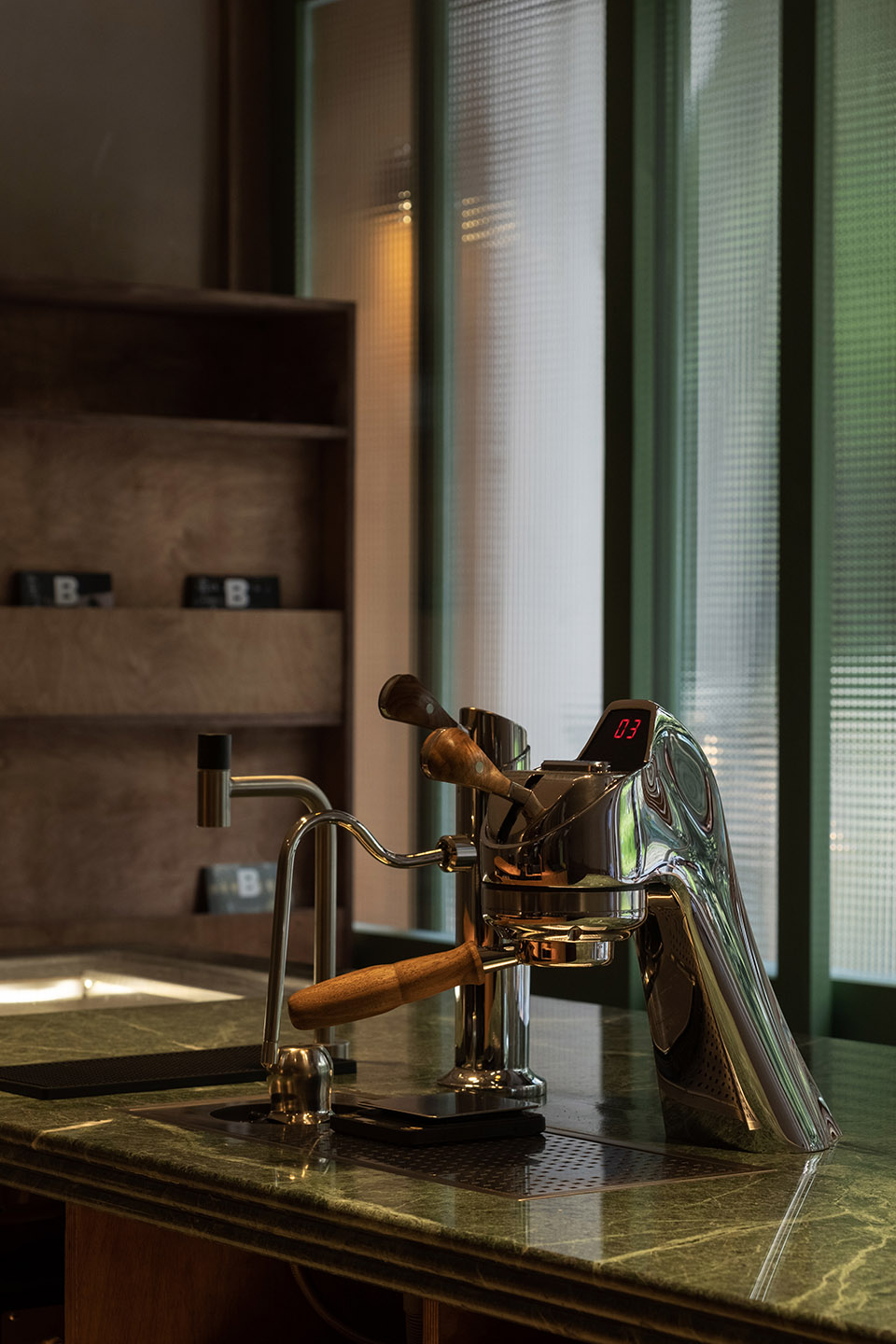 Stamp Cafe by wooom studio - 谷德设计网