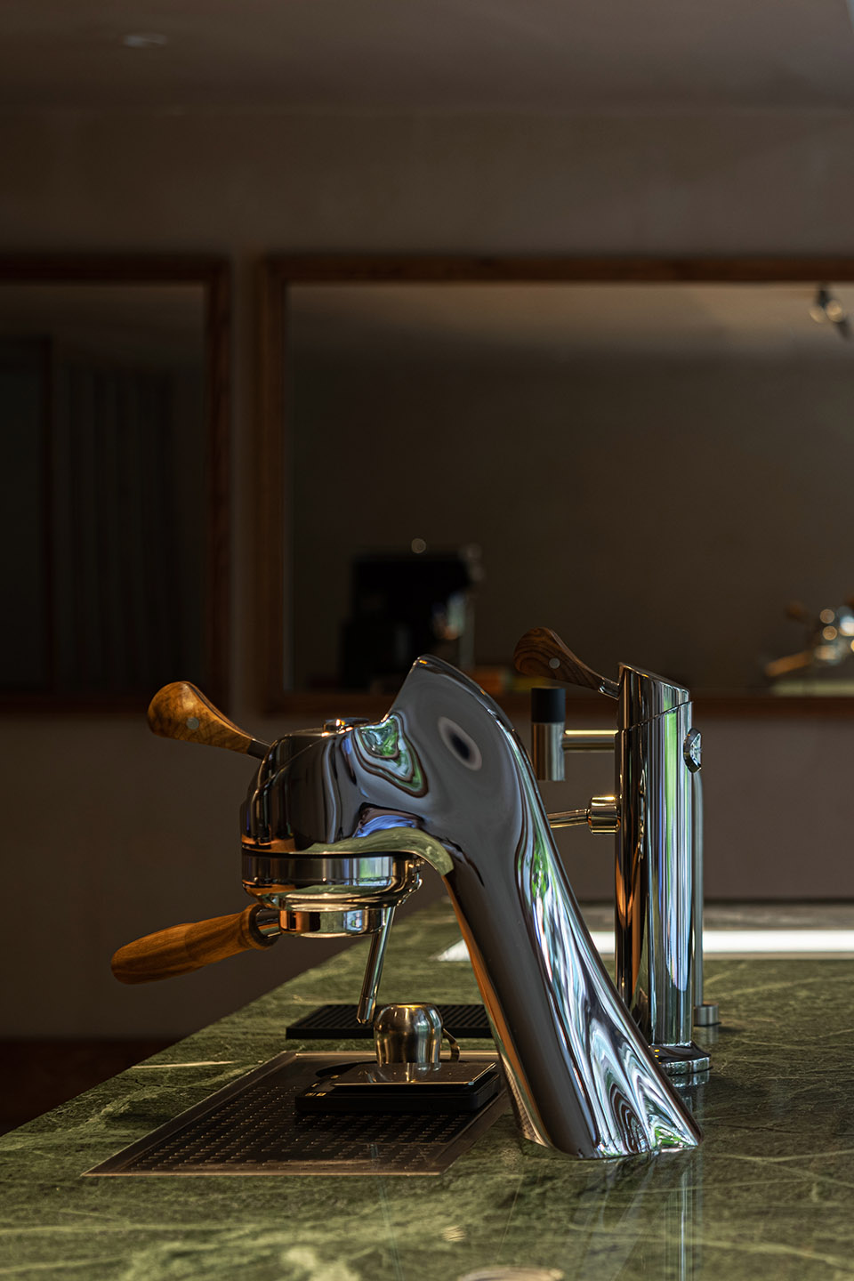 Stamp Cafe by wooom studio - 谷德设计网