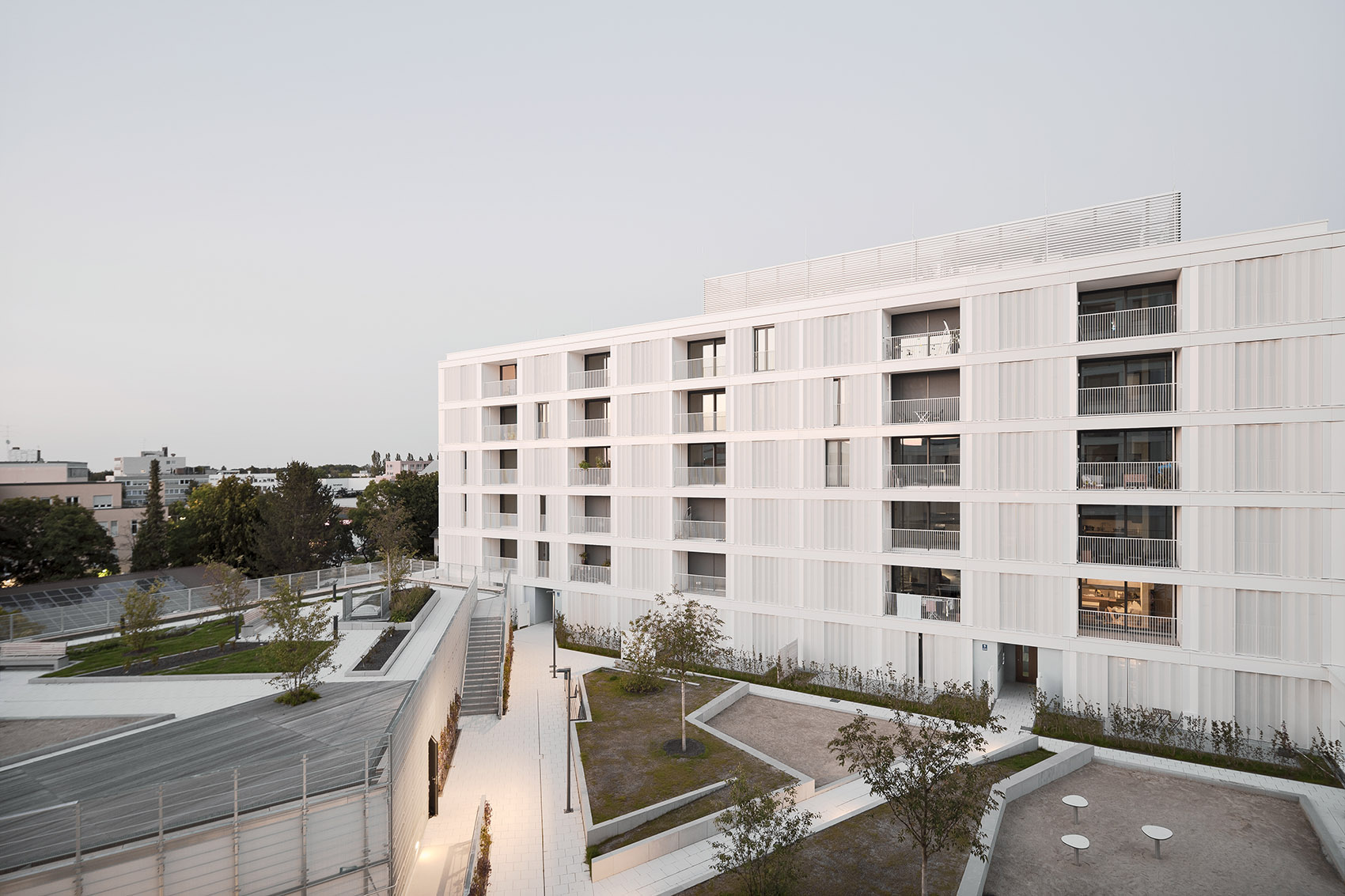 Paul-Gerhardt-Allee住宅商业综合体，德国 / allmannwappner - 谷德设计网