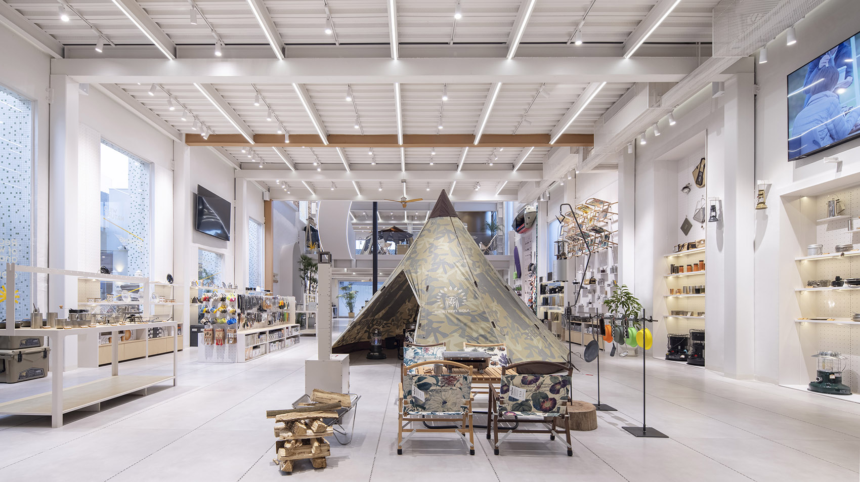 BACKROAD Outdoor collection shop by Hangzhou Guantang Interior Design ...