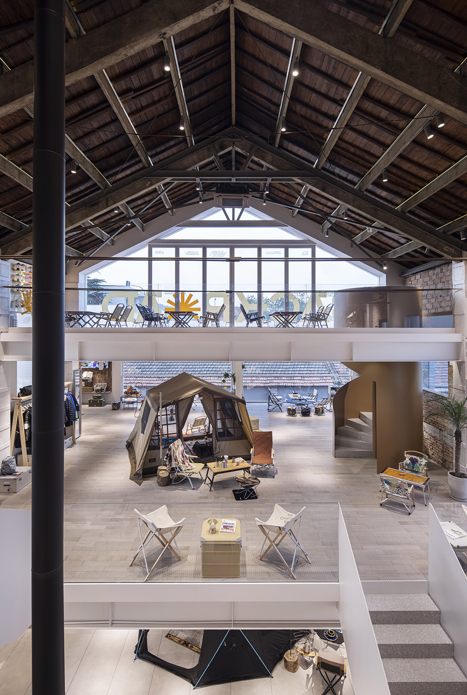 BACKROAD Outdoor collection shop by Hangzhou Guantang Interior Design ...