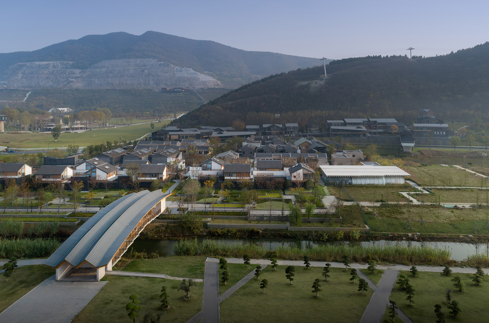 Bridge of Nine Terraces by Scenic Architecture Office - 谷德设计网