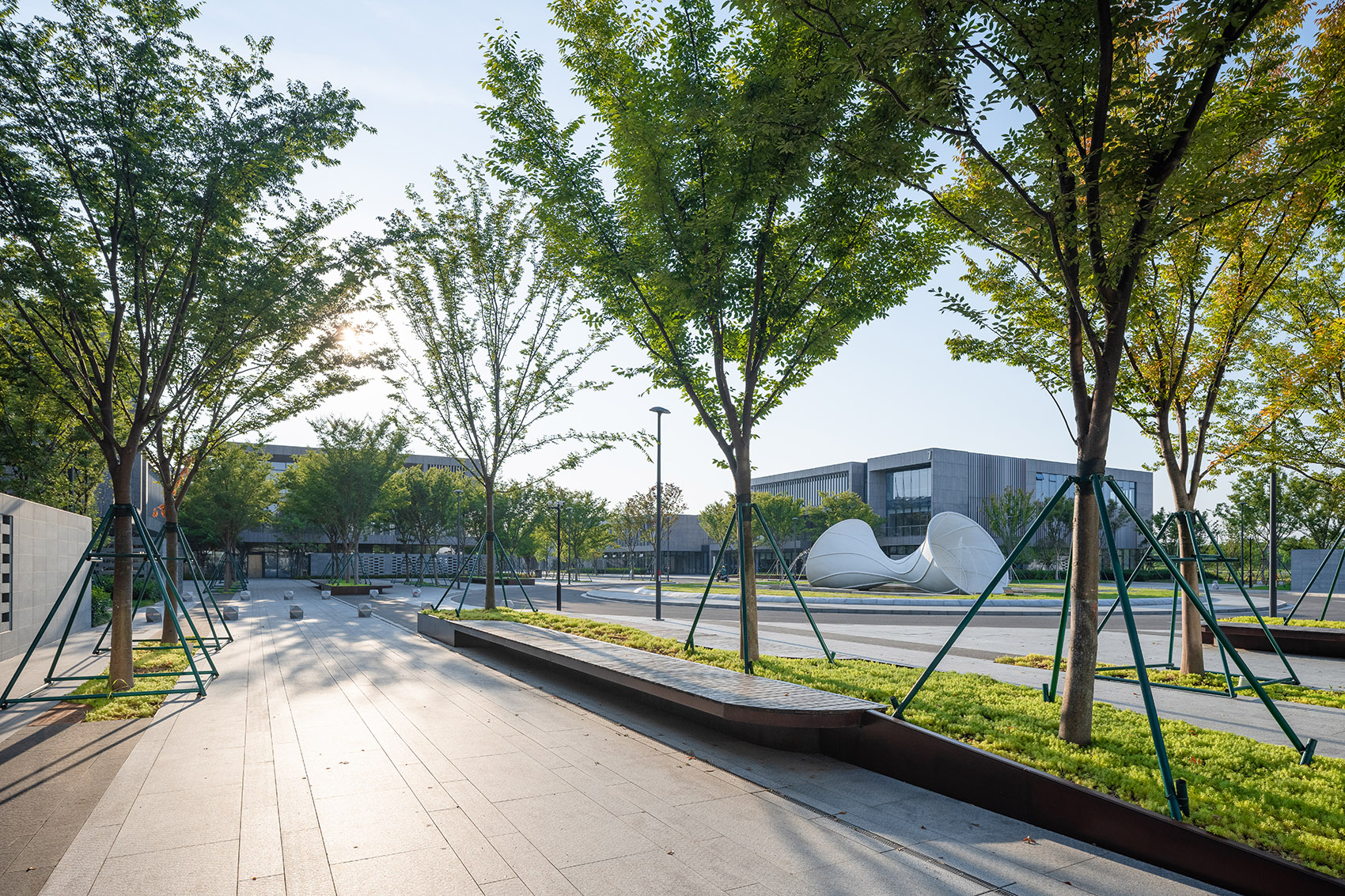 North Office Park of Zhejiang University International Campus in ...