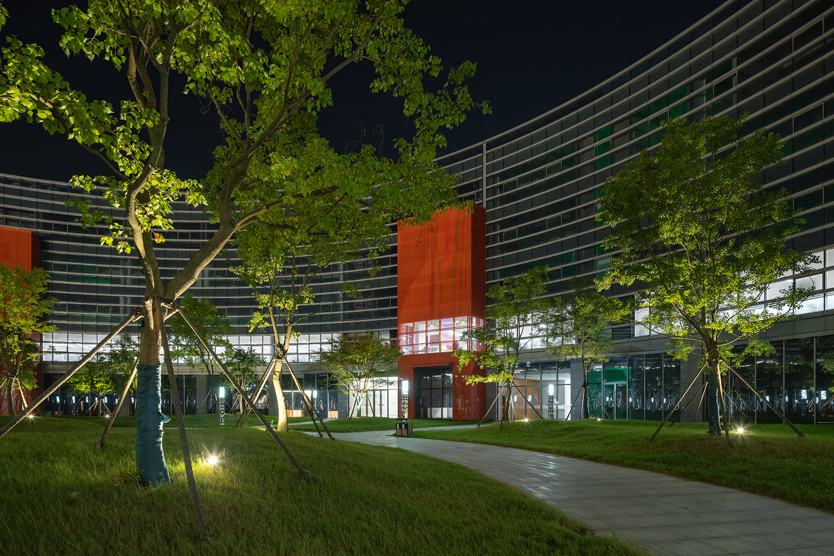 North Office Park of Zhejiang University International Campus in ...
