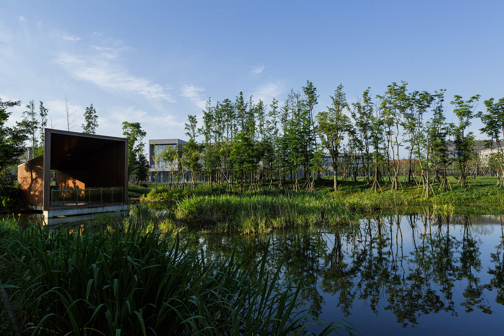 North Office Park of Zhejiang University International Campus in ...