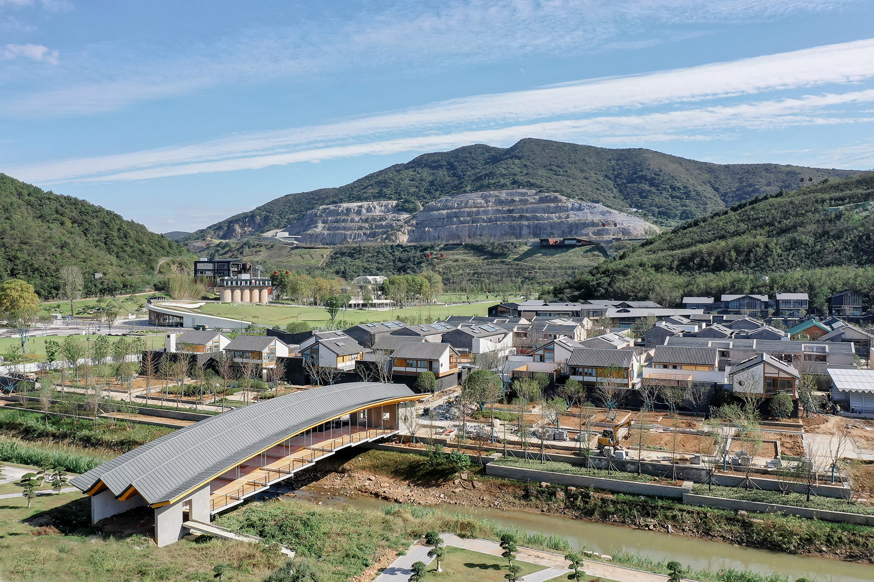 Bridge of Nine Terraces by Scenic Architecture Office - 谷德设计网