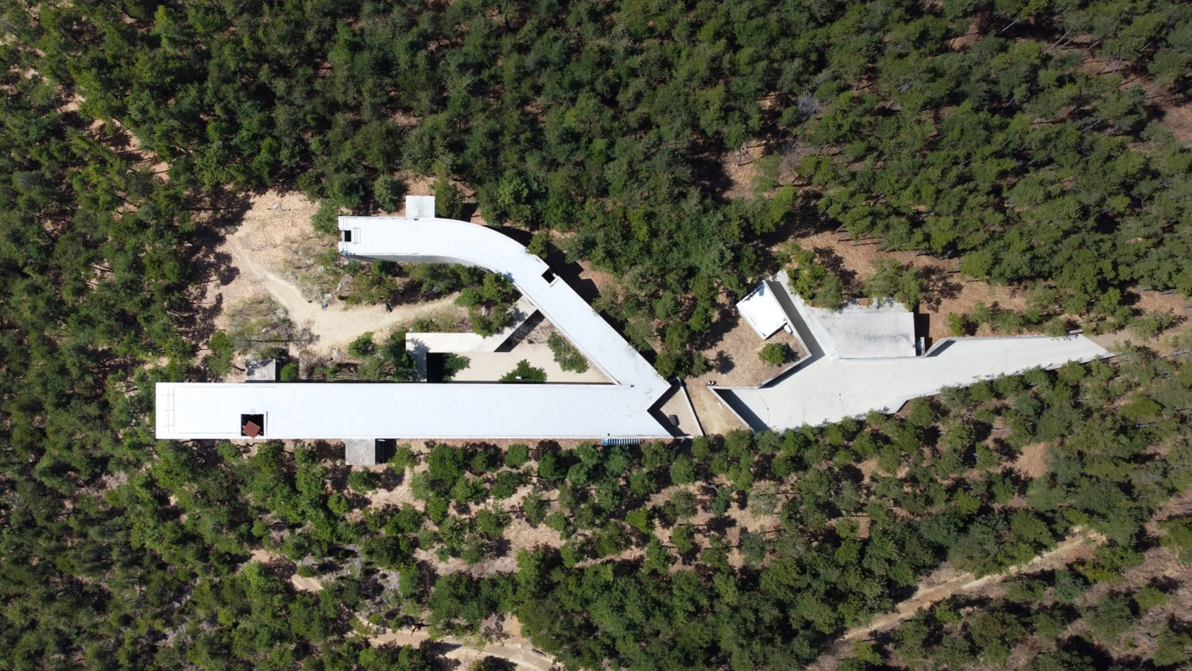 Sayuwon park pavilions by Alvaro Siza, Photography by William Mulvihill ...