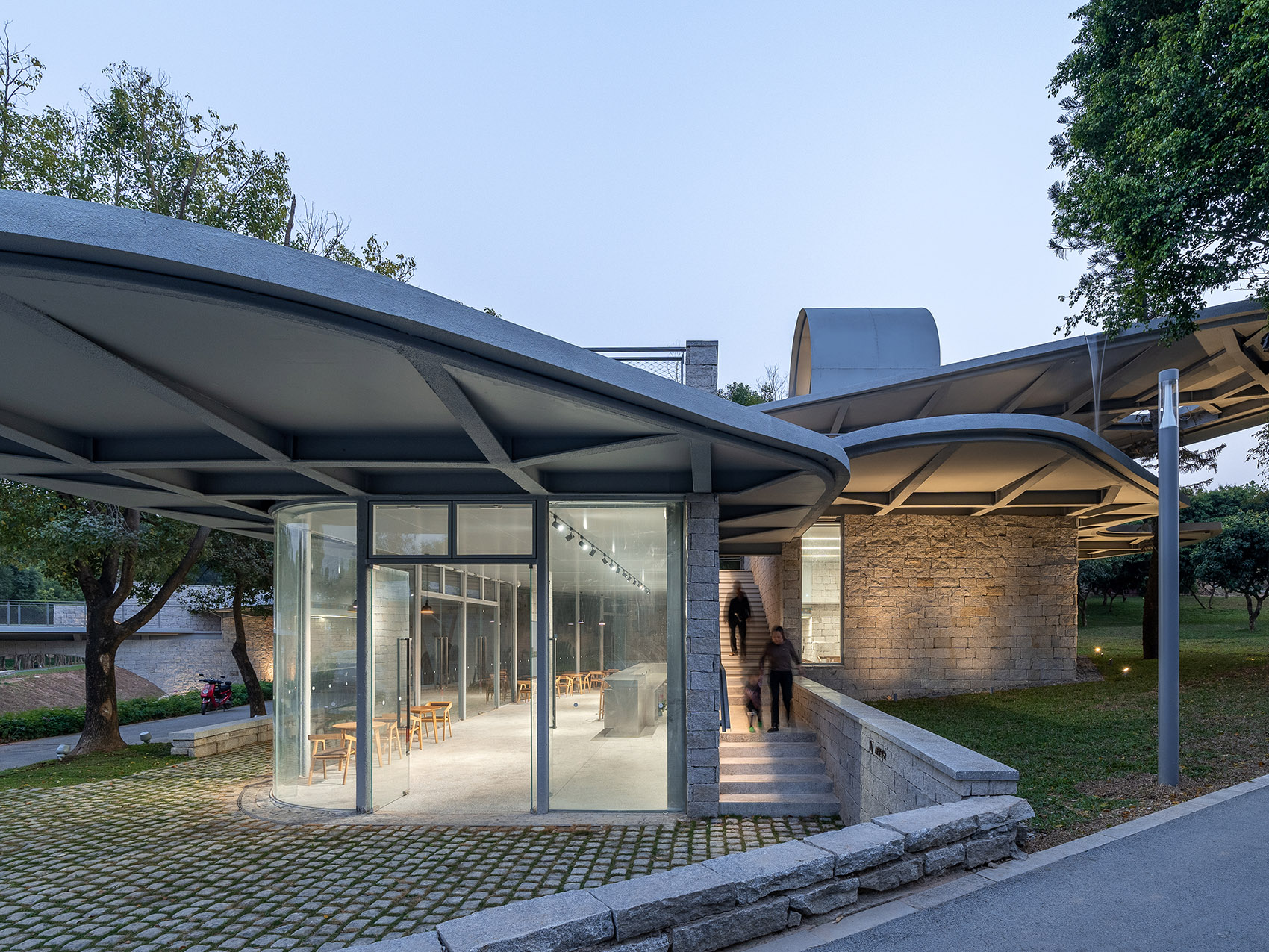 Design of the secondary station and surrounding landscape for the Xili ...