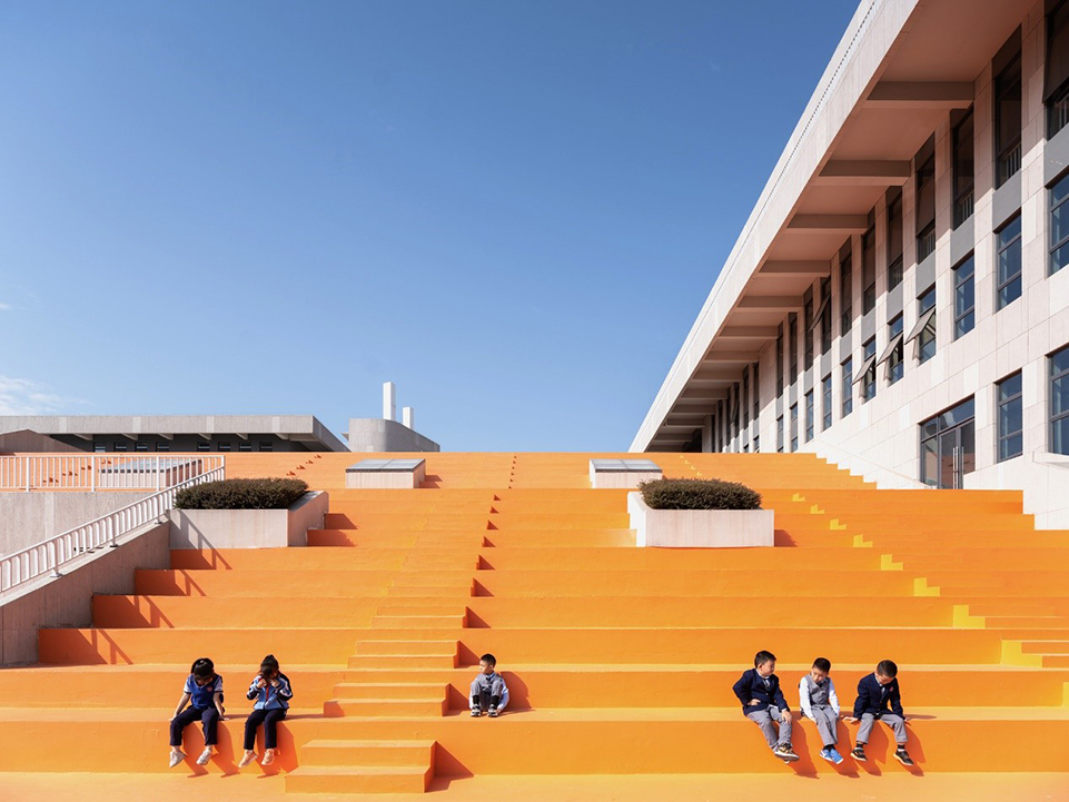 Renshou Campus of Chengdu Foreign Language School by Rong Zhaohui ...